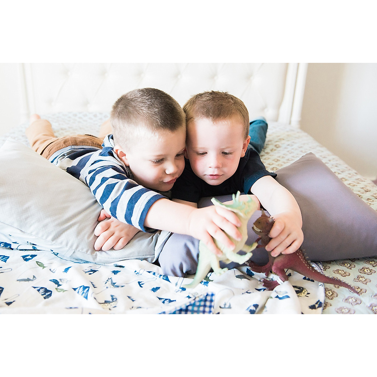 Ella & Max Toddler Pillowcase. Charcoal Gray Dark Grey Soft & Cuddly. Fits 13x18 & 14x19 Toddler Pillows. Easy to wash & no Ironing. Handmade in USA. Made of Luxury Microfiber Fabric.