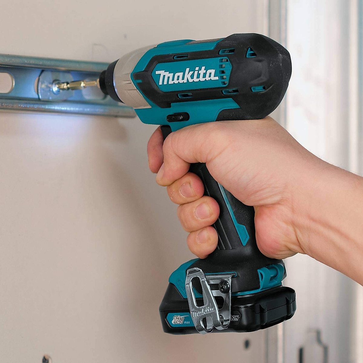 Makita CT232-R CXT 12V Max Lithium-Ion Cordless Drill Driver and Impact Driver Combo Kit (1.5 Ah) (Renewed)