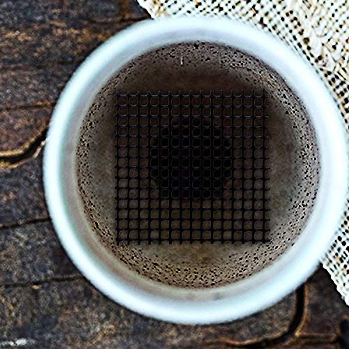 Lainrrew 50 Pcs Flower Pot Hole Mesh Pad, Square Bonsai Mesh Drainage Screens Bonsai Pot Bottom Grid Mat Drainage Mesh Hole Screen, Gardening Gifts for Women, 2 Inch