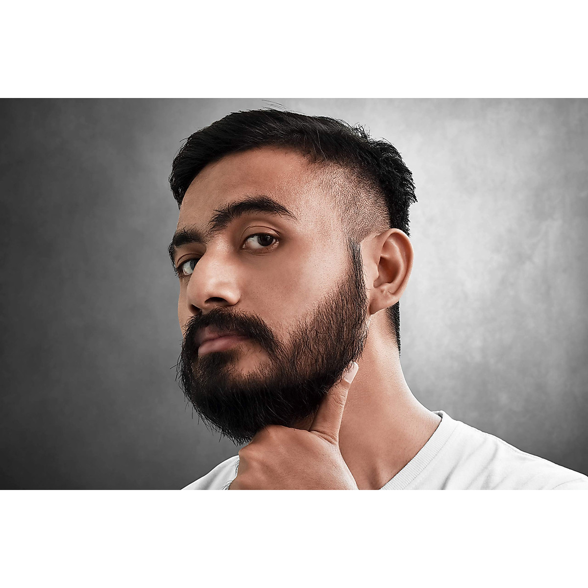 Sandalwood Beard Oil - Natural, Non-GMO, Facial Hair Hydrating & Conditioning Oil Blend - 32 oz - Bulk Sized, Promoting Growth and Silky Smooth Hair - Jojoba, Argan & More!