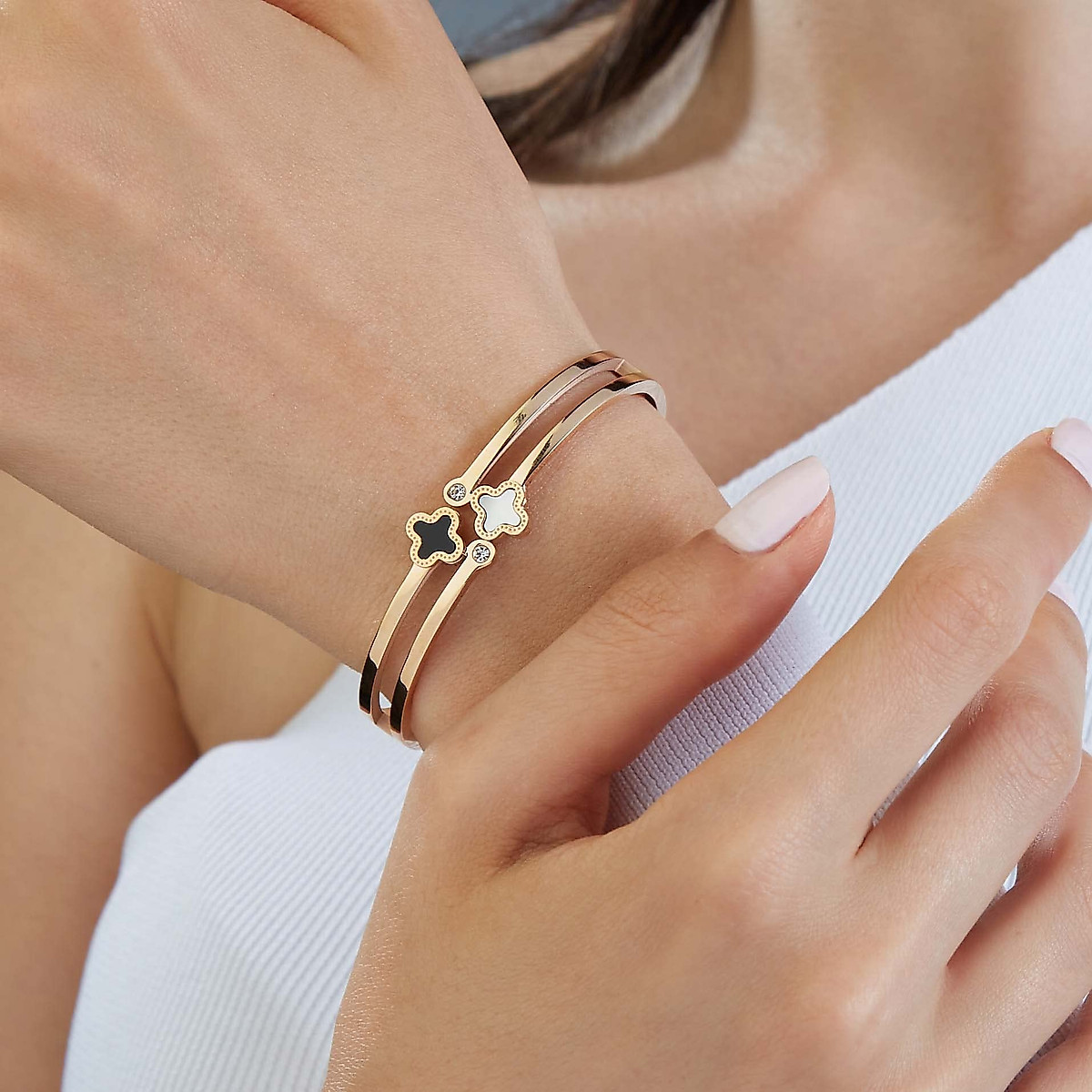 Pera Jewelry 14K Gold Plated Bangle Bracelet, Zirconia Simulate Diamond Bangle, Cuff Bracelets for Women with Gift Box, Buckled Nail Cuff Bold Bangle Bracelet