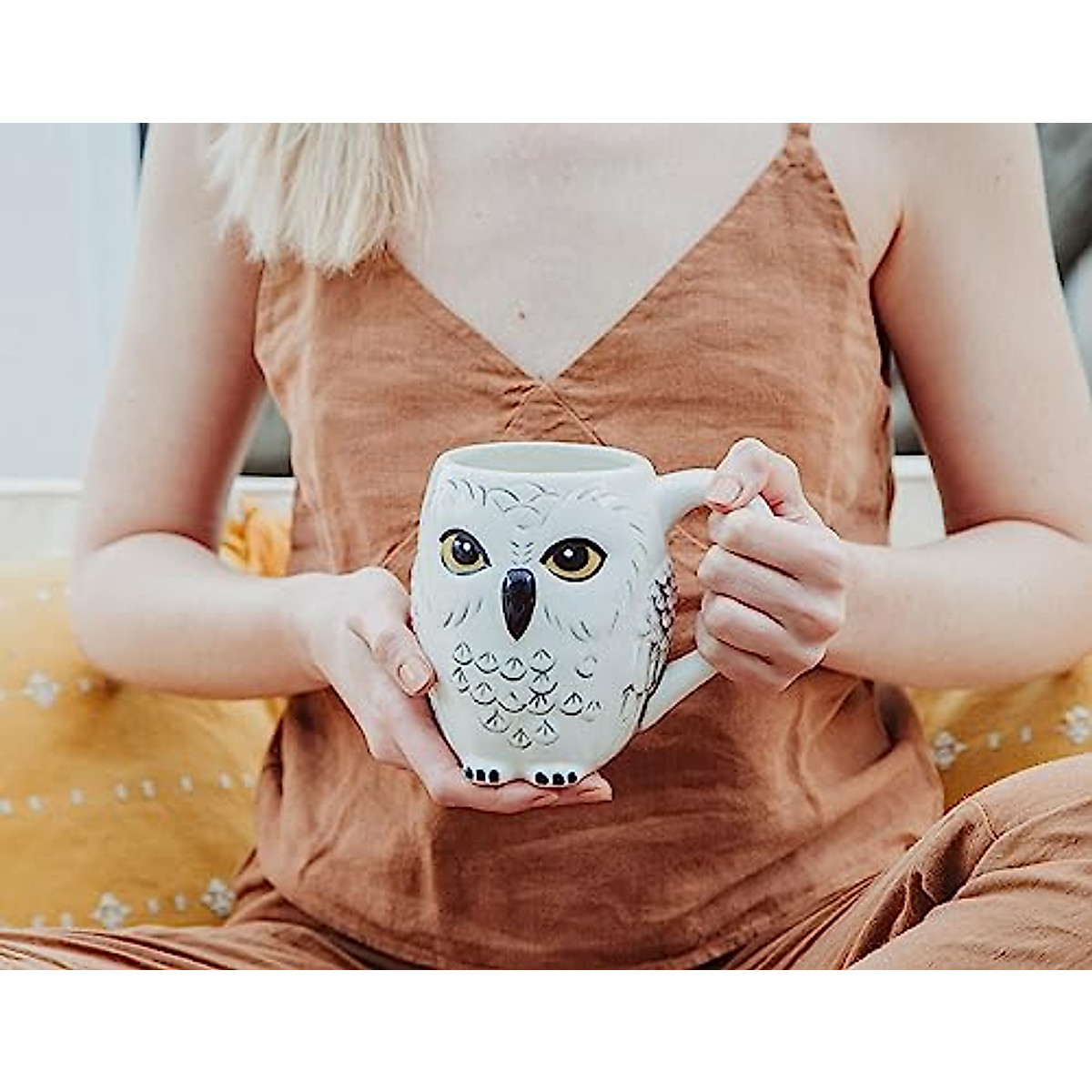 Silver Buffalo Harry Potter Hogwarts House Crest Sculpted Owl Handle Coffee Ceramic Mug, 20 Ounces White