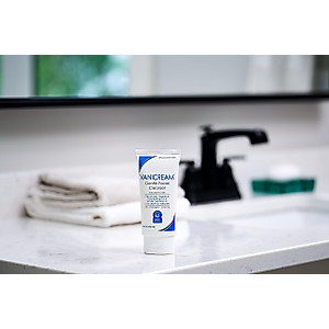 Vanicream Gentle Facial Cleanser - 2.5 fl oz - Formulated Without Common Irritants for Those with Sensitive Skin