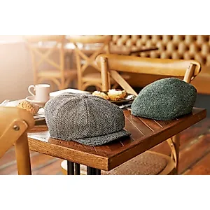 Hanna Hats Traditional Irish Tweed Wool Donegal Touring Cap - Dark Green Fleck Salt & Pepper. Unisex Flat Style Ivy Hat. Sewn Down Peak and Taffeta Lining. 100% Made in Ireland Medium 58-59cm.