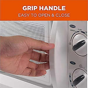 Commercial Chef CHM660 Counter Top Microwave, 0.6 Cubic Feet