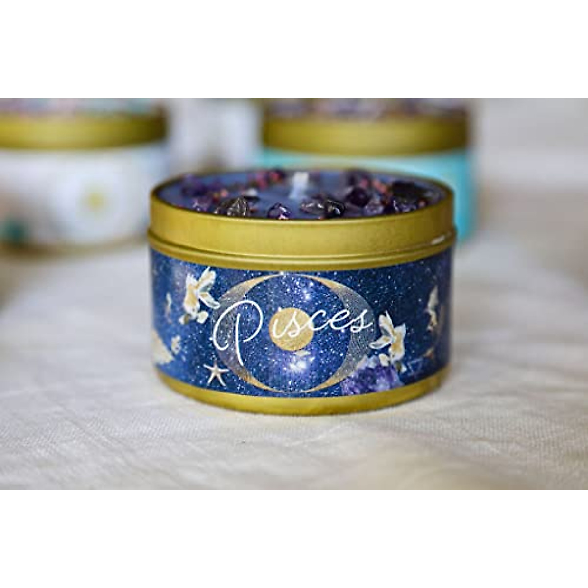 MAMA WUNDERBAR Pisces Zodiac Candle, Gifts for Women, Coconut Candle, Birthdate Candles, Zodiac Gifts for Women, Zodiac Sign Gifts, Astrology Gifts, Crystal Candle, Horoscope Gifts (Pisces)