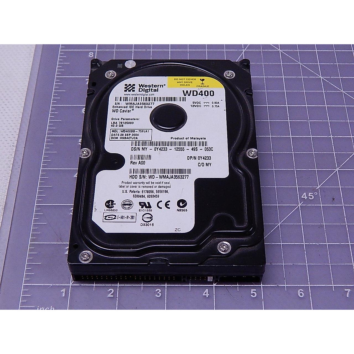 Western Digital WD400 IDE Hard Drive T105071
