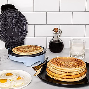 Uncanny Brands Peanuts Waffle Maker - Make Snoopy Waffles -Kitchen Appliance