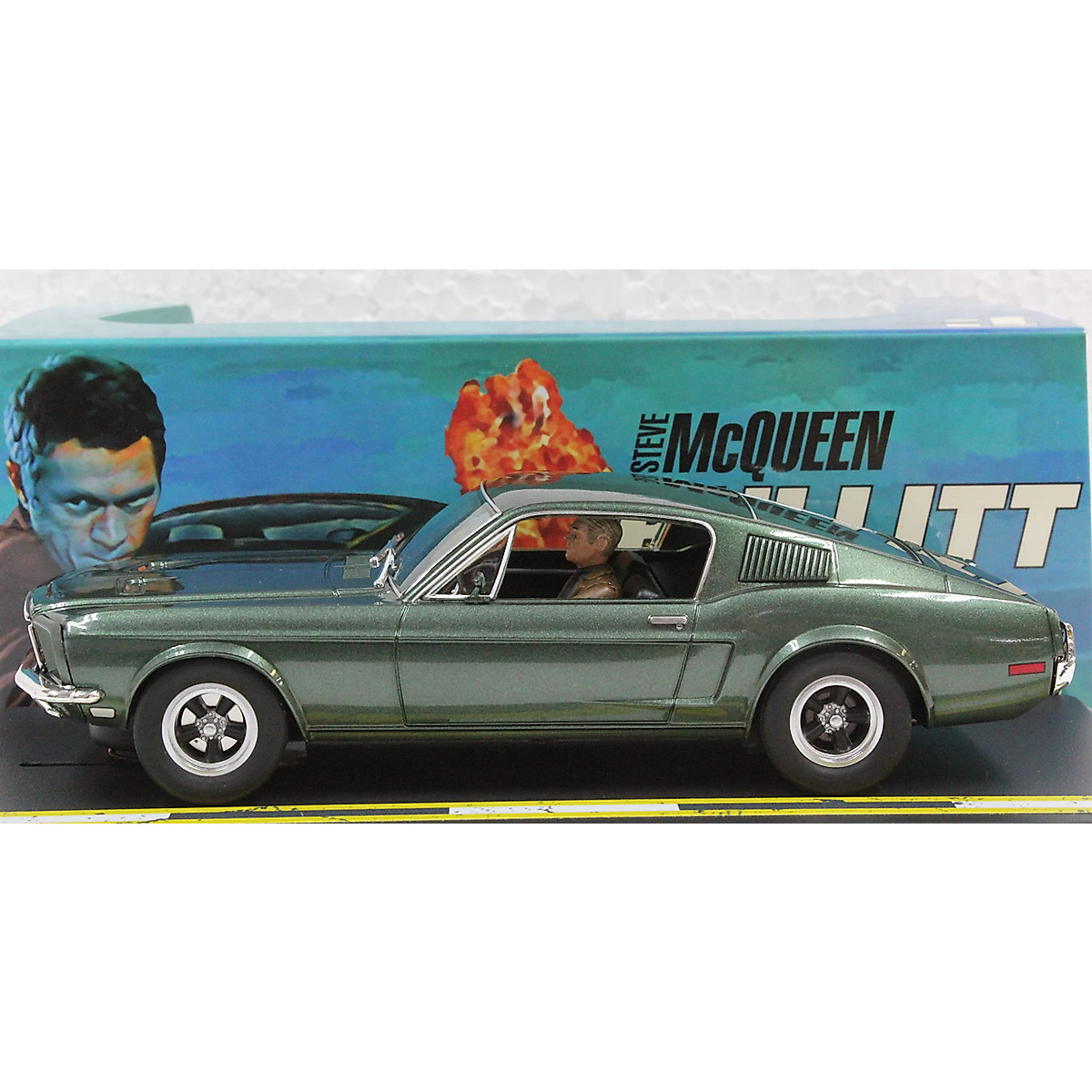 Pioneer P125 1968 Ford Mustang 390 GT Steve McQueen Bullitt 1:32 Slot Car