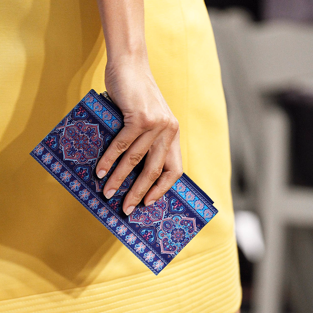 KUKOO Wallets for Women RFID Blocking Large Capacity Slim Bifold Multi Card Case Organizer with Zipper Pocket Gift Box