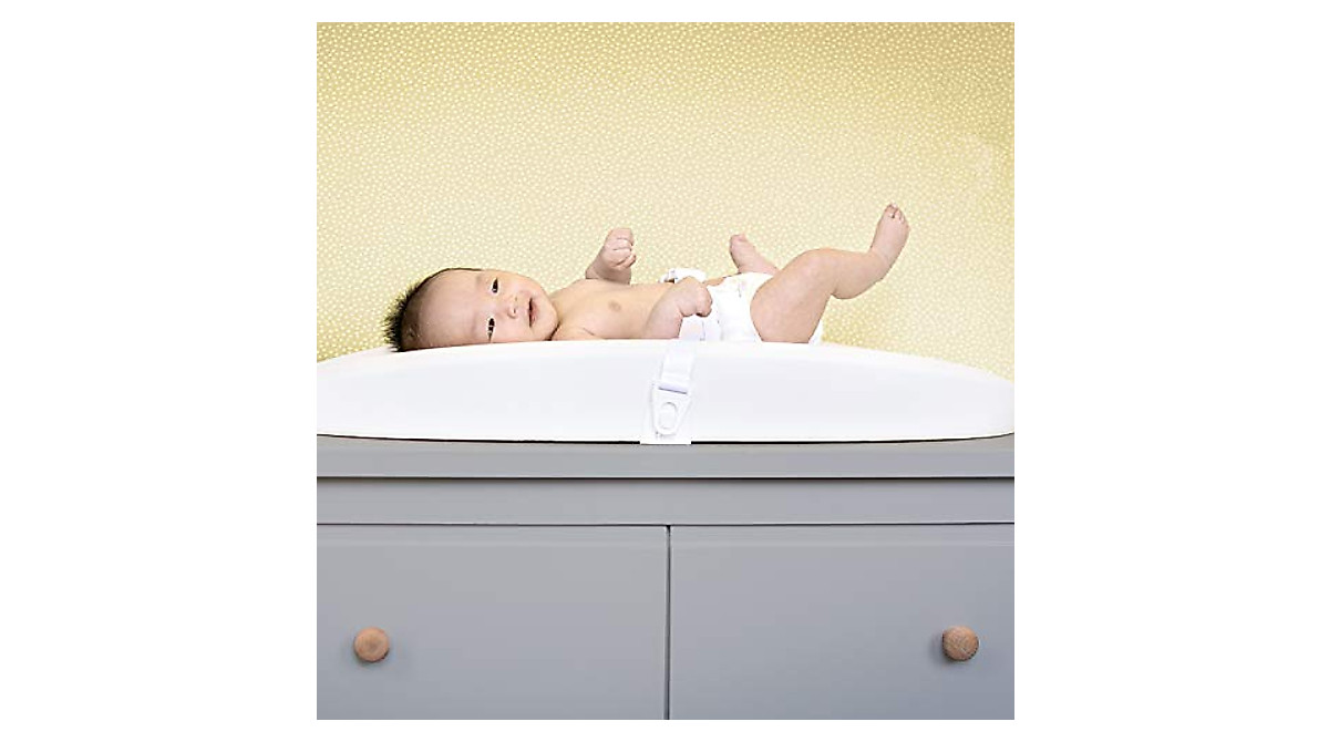 Hatch Grow Smart Changing Pad & Scale - Monitor Baby’s Growth Easily