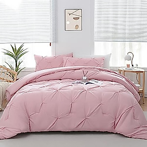 DOWNCOOL King Size Comforter Set - Pintuck Bedding Comforter Sets, 3-Piece Set, 1 Pinch Pleated Comforter and 2 Pillowcases, Soft Bedding Comforters & Sets for All Season, Pink Comforter King Size