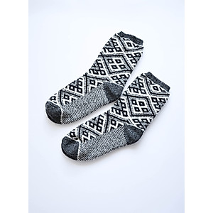 Hand knit socks for men 100% Wool men Warm Woolen Knitted size 9-12.L