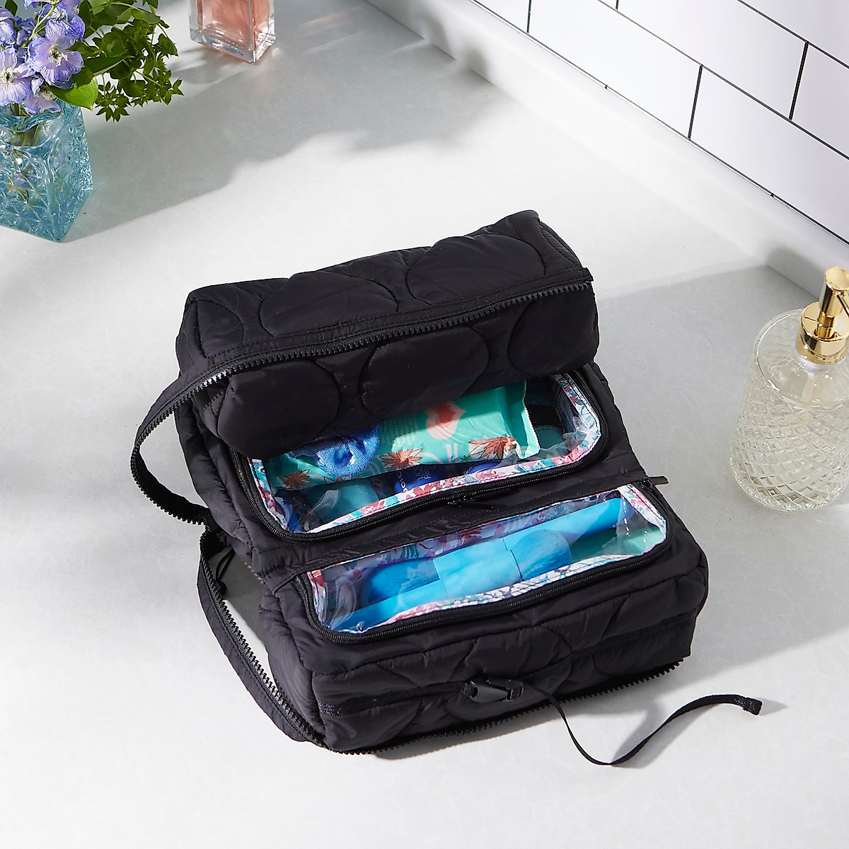 Vera Bradley Featherweight Hanging Organizer, Rose Quartz