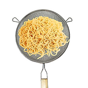 Huji Stainless Steel Fine 8" Double Mesh Food Strainer Colander Sieve Sifter with Wooden Handle for Kitchen Rice Pasta Noodles (1 Pack, 8")