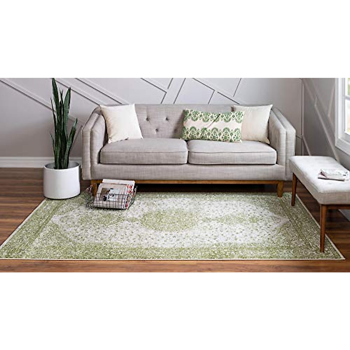 Rugs.com Dover Collection Rug – 2' x 3' Green Low-Pile Rug Perfect for Entryways, Kitchens, Breakfast Nooks, Accent Pieces