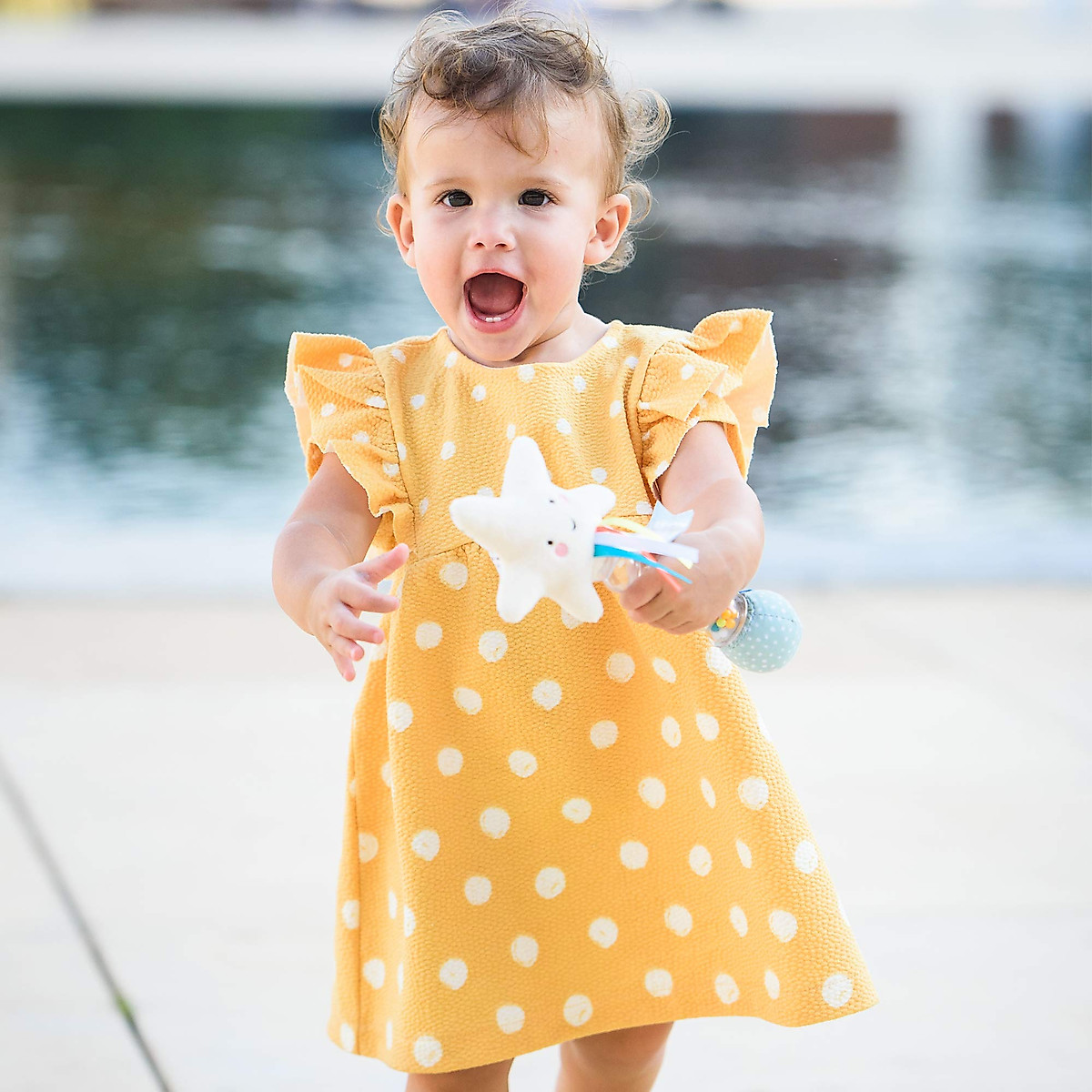 Taf Toys Star Rainstick Rattle, Musical Shake & Rattle Rainmaker Toy, Musical Instrument for Babies and Toddlers for Sensory and Motor Skills Development