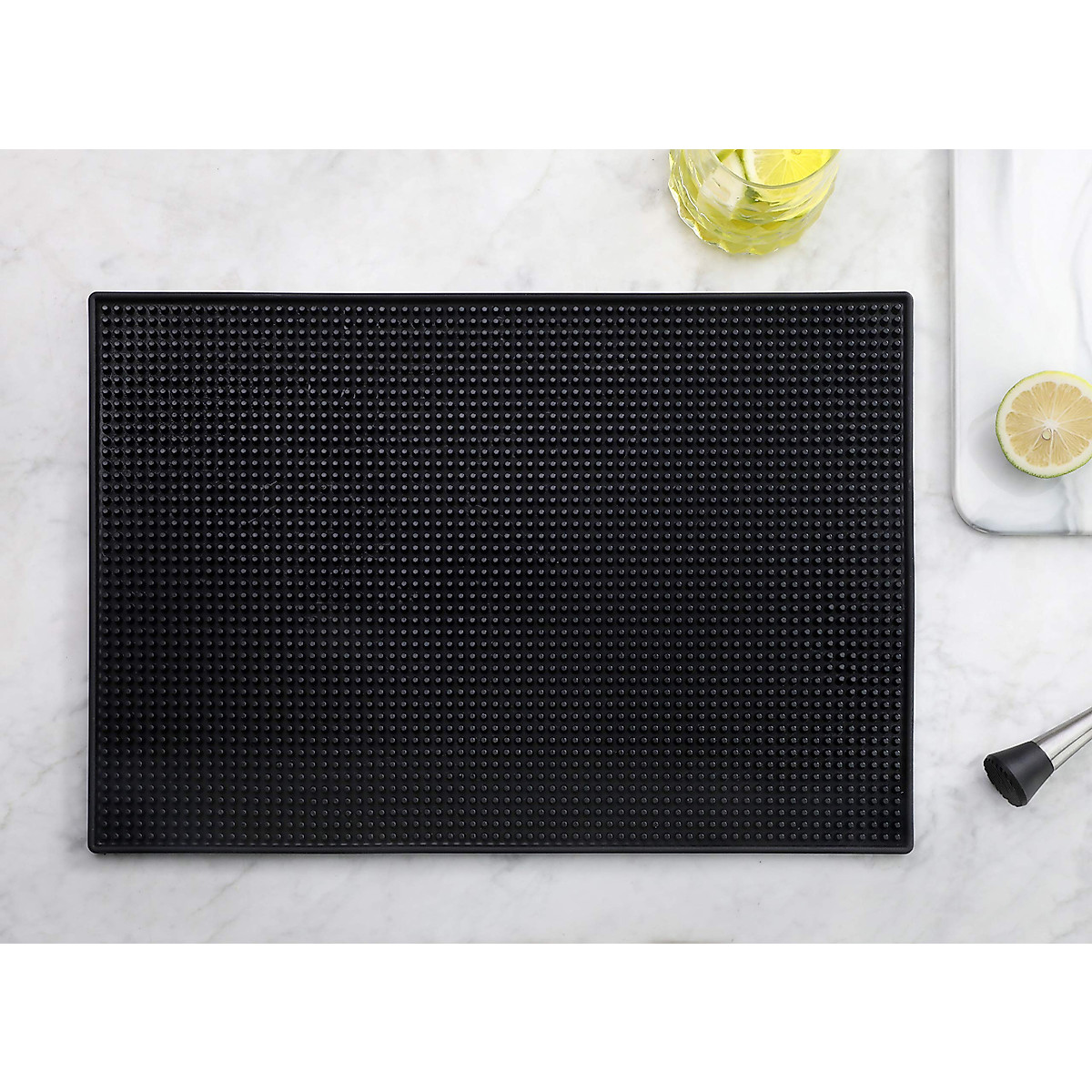 New Star Foodservice 48421 Rubber Bar Service Mat for Counter Top, 12-Inch by 18-Inch, Black