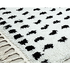 CosmoLiving by Cosmopolitan BT15B Calm Creation Dots Modern White Non-Shedding Living Room Bedroom Dining Home Office Area Rug, 8'3"X10'0"