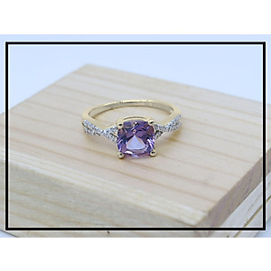 Dazzlingrock Collection 7MM Cushion Amethyst & Round White Diamond Swirl Crisscross Split Shank Engagement Ring for Women | 14K Yellow Gold, Size 6.5