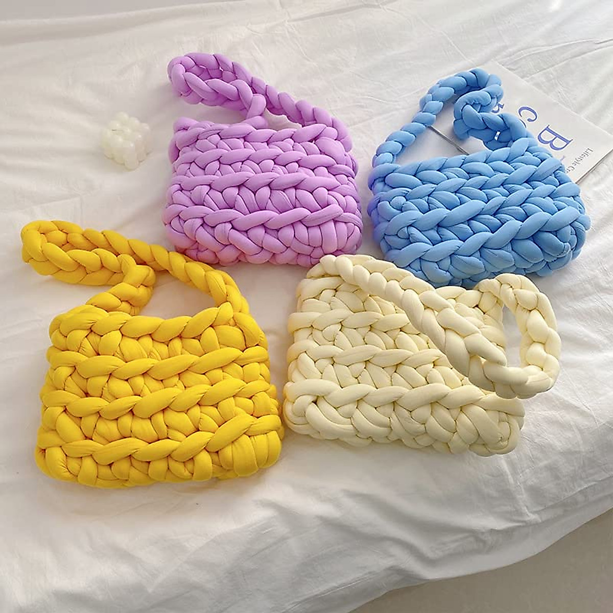 HYKYYDS Knit Handbag Space Style Wool Casual Soft Crossbody Shoulder Bag Ladies Woven Messenger Bag (White)