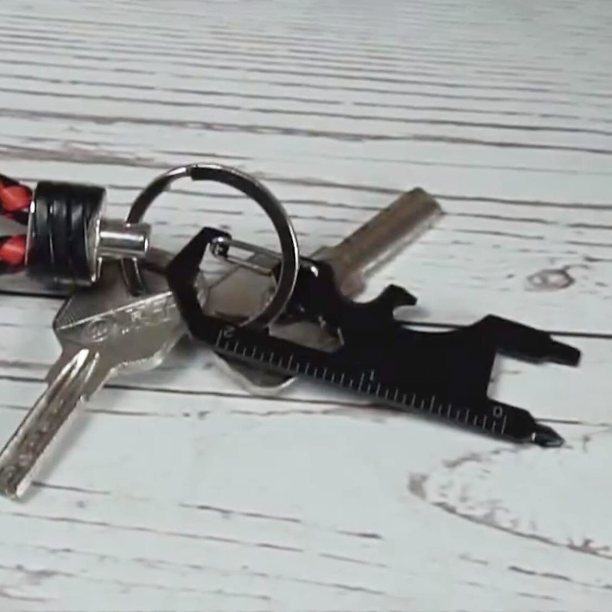 High Strength Measuring Rule Carabiner Tool, Mini Portable Multifunctional Screwdriver Keychain, Slim Design Fits in Your Pocket, Survival Credit Card Multitool Cool Gadget Gifts for Men Women Black