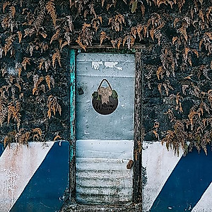 Condorpasea 3D Welcome Sign for Front Door | Home/Farmhouse Porch Décor Wooden Hanging Sign with Artificial Leaves and Rustic Beads | Christmas Classroom |12" Round