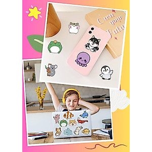100pcs Cute Animal Stickers for Water Bottle， Waterproof Vinyl Kawaii Stickers for Laptop Phone Skateboard, Cute Animal Decals Christmas Gifts for Kids Teens Girls Boys