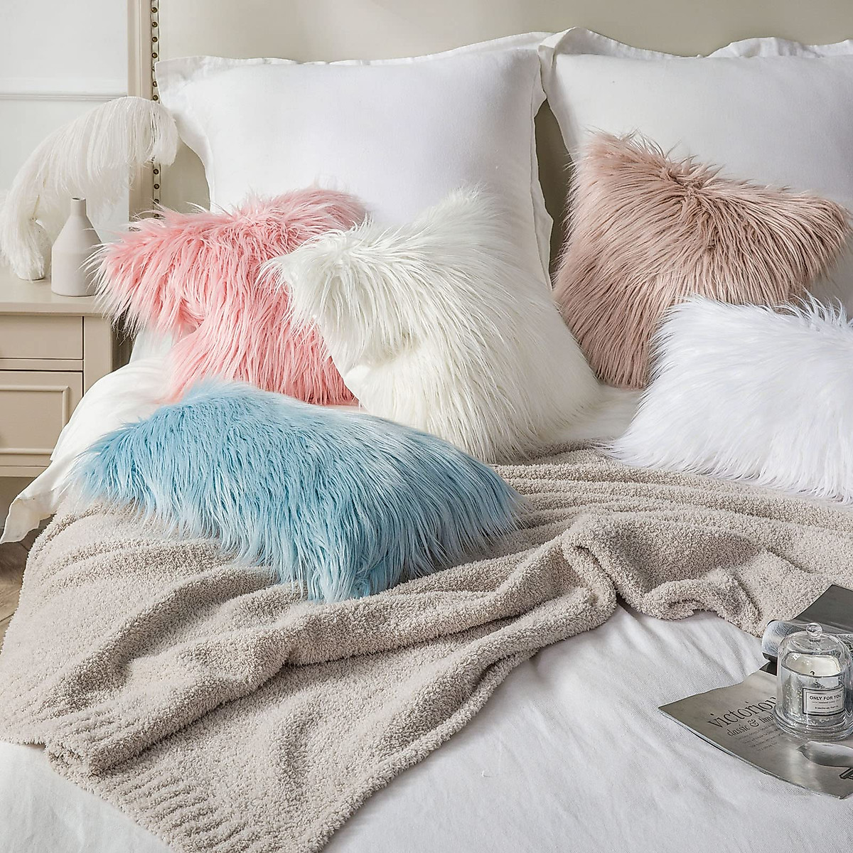 Phantoscope Pack of 2 Faux Fur Solid Throw Decorative Pillow Cover Cushion Covers Luxury Soft Decorative Pillowcase Fuzzy Pillow Covers for Bed/Couch, White 18 x 18 Inches