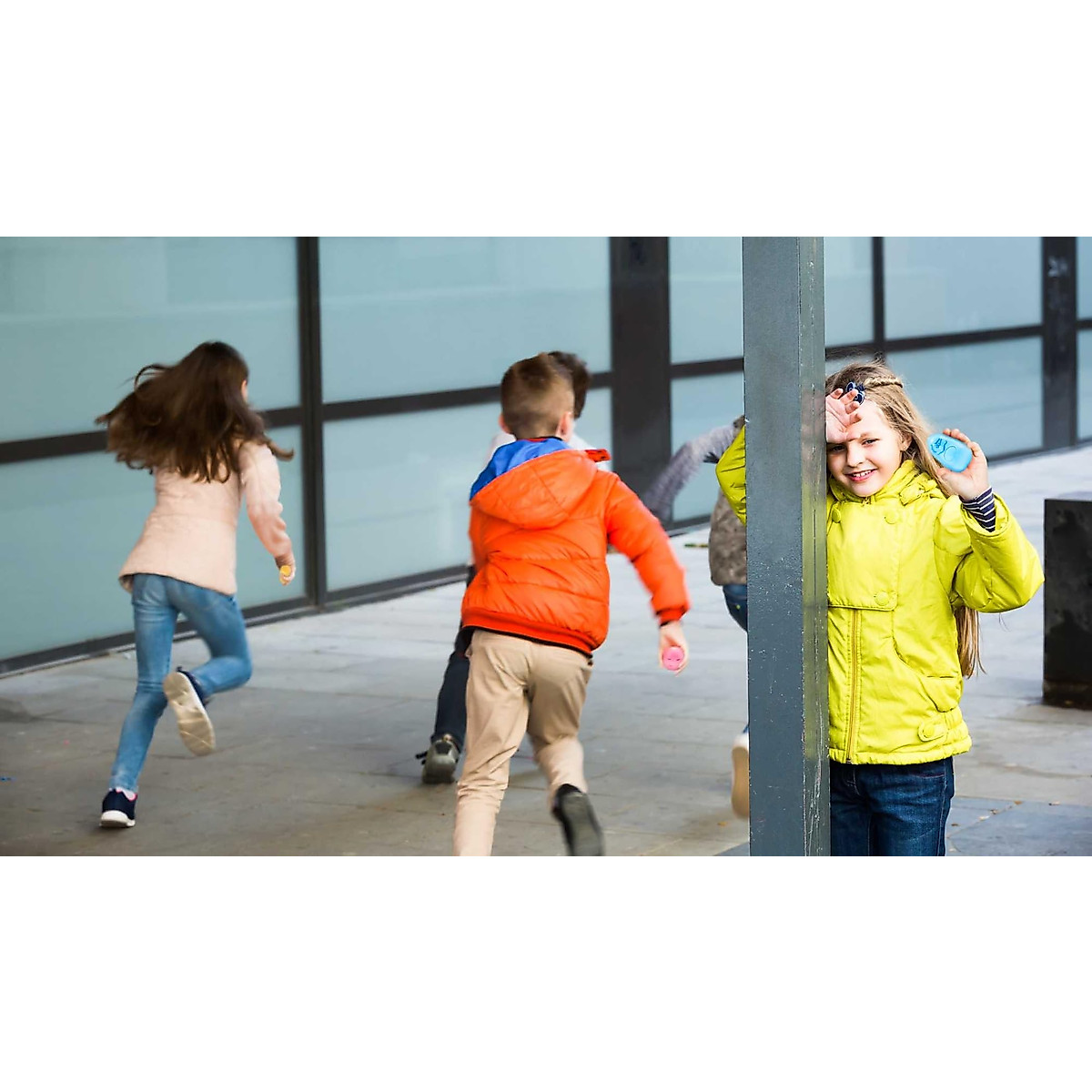 Mattel Games Fart and Go Seek Kids Game, Indoor & Outdoor Hide & Find Activity Game with Electronic Farting Beans