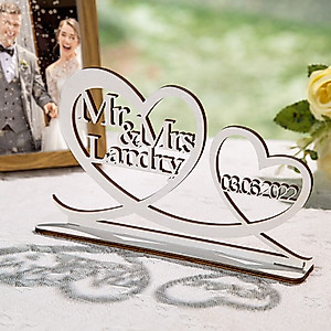 Custom Mr And Mrs Family Name Sign Personalized Sweetheart Wedding Table Decor Last Name Sign for Wedding Anniversary Wedding Keepsakes | Table Centerpiece Wedding Sign Wedding Gift for Bride Groom