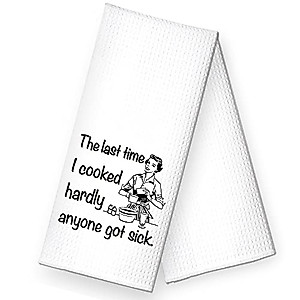 RZHV The Last Time I Cooked Hardly Anyone Got Sick Kitchen Towel, Funny Retro Housewife Dish Towel Gift for Women Sisters Friends Mom Aunty Hostess, Housewarming New Home