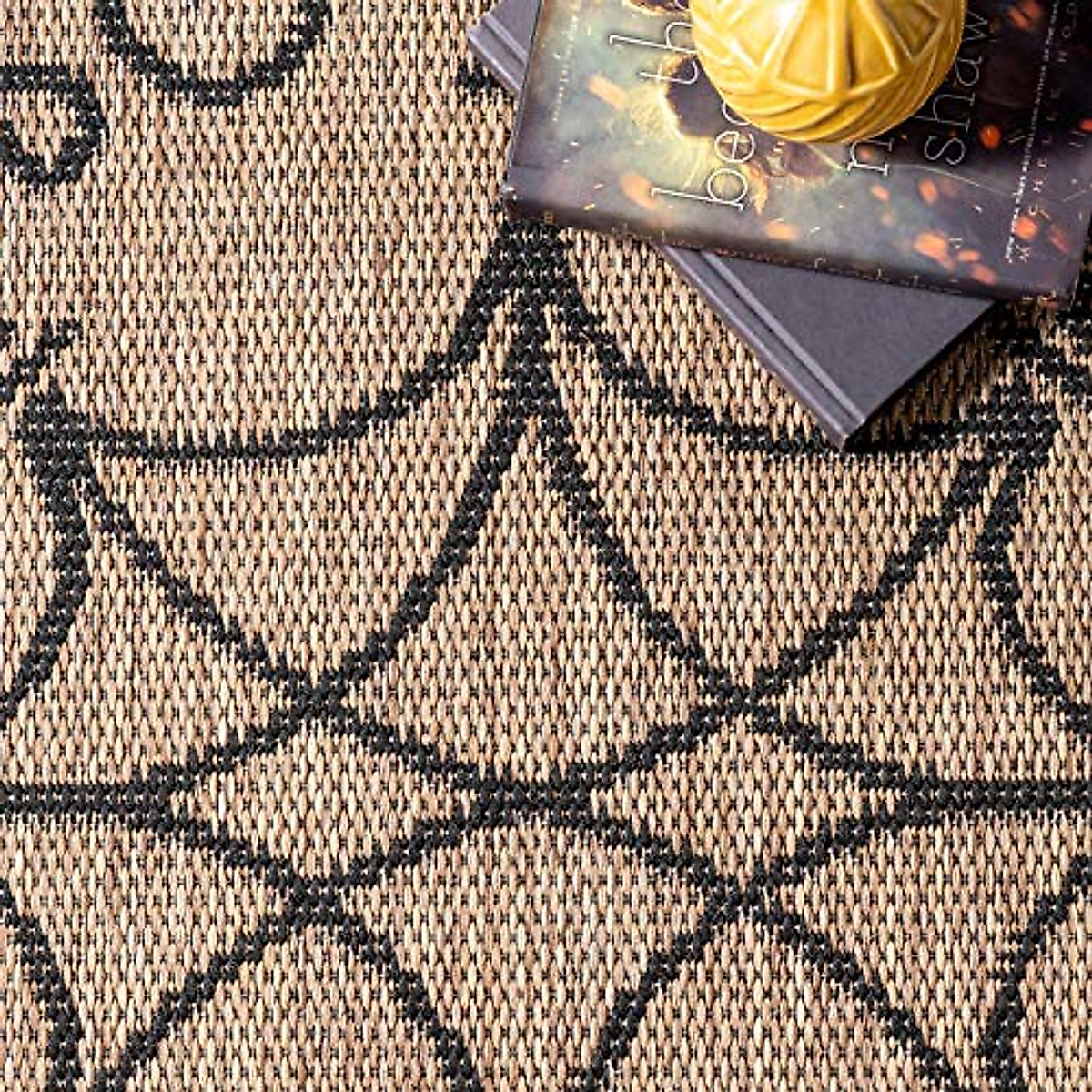 nuLOOM Kathleen Traditional Indoor/Outdoor Area Rug, 5x8, Brown