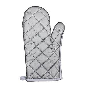 Style In Print Cavalier King Charles Spaniel Dog Bones Paws Kitchen Oven Mitt & Pot Holder Set