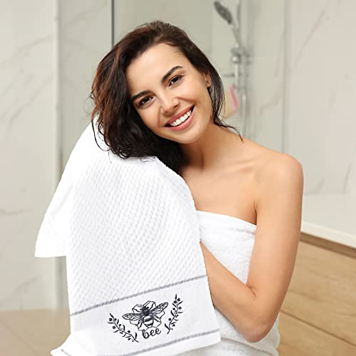 Tudomro 4 Pieces Farmhouse Bee Hand Towels Farmhouse Absorbent Cleaning Drying Bee Hand Towels 16 x 25 Inches Cotton Highly Absorbent Soft Luxury Towel Decorative Hand Towels for Bathroom