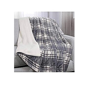 Life Comfort The Ultimate Throw I Luxurious Faux Fur Reversing to Plush I 60 in x 70 in I 100% Polyester I Great for Gifts