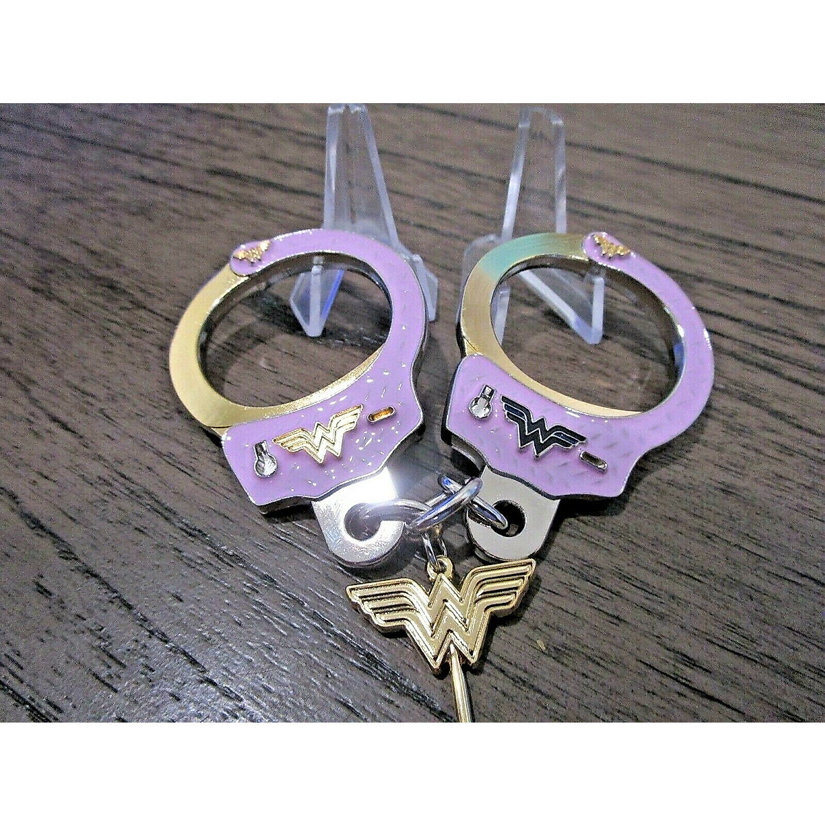 NYPD Detectives Wonder Woman Pink Handcuffs Challenge Coin