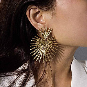 Bmadge Gold Star Flower Geometric Dangle Earrings, Lightweight Studs, Suitable for Any Occasion