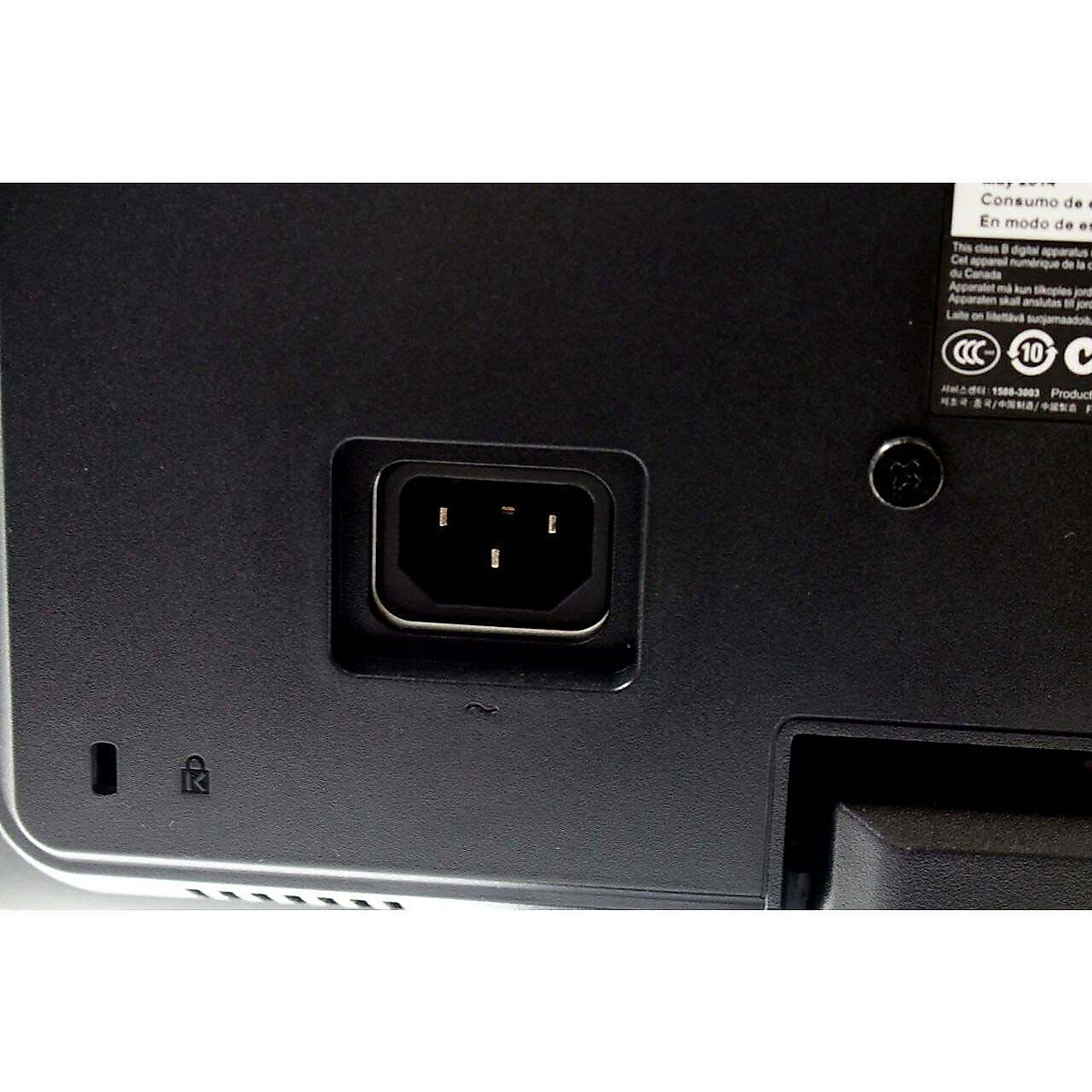 HP LV1911 18.5" Widescreen LED-Backlit LCD Monitor