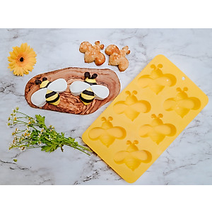 Handstand Kitchen Spring Fling Silicone Tulip & Daisy Shaped Silicone Cupcake Mold