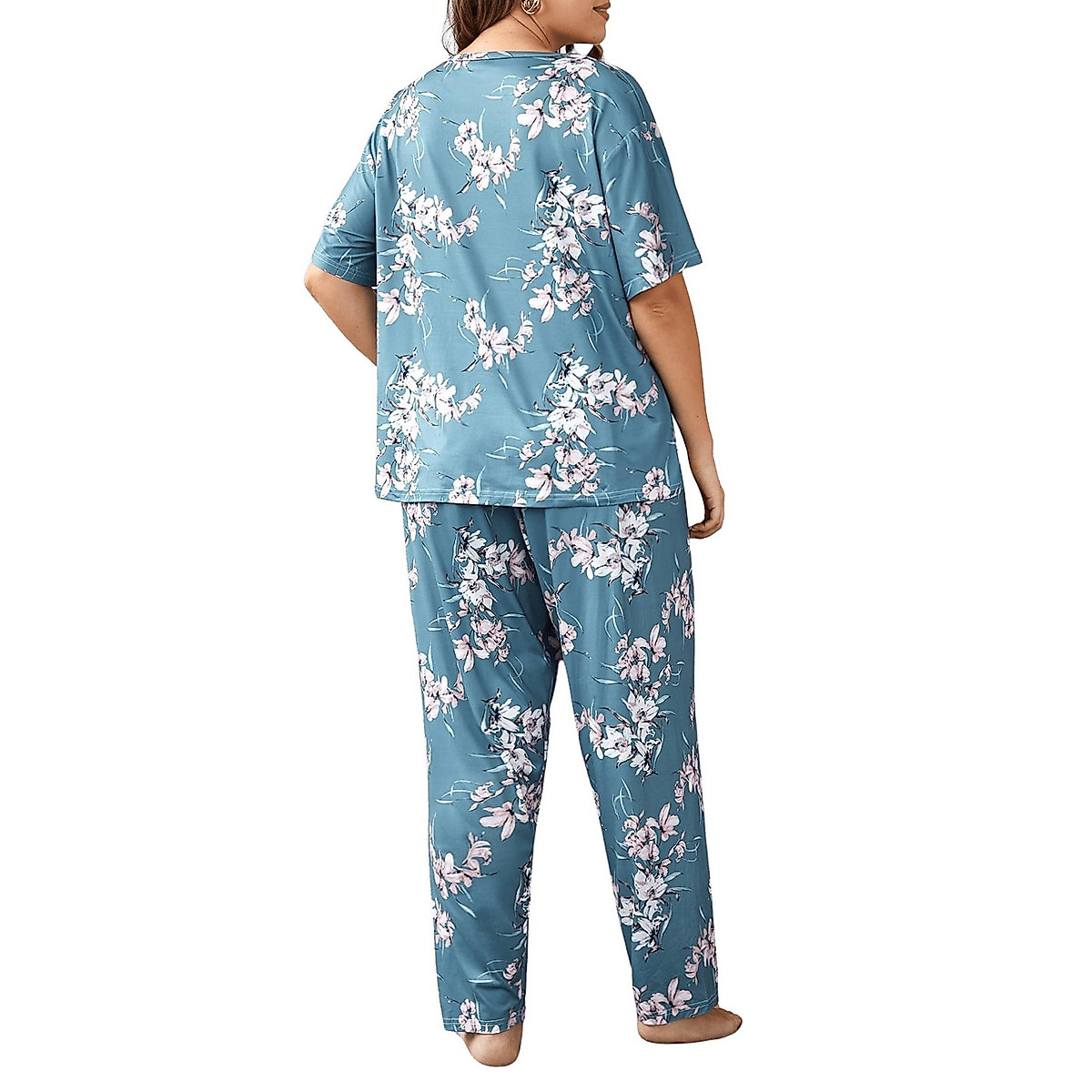 WDIRARA Women's Plus Size 2 Piece Sleepwear Floral Short Sleeve Top and Pants Pajama Set Dusty Blue 4XL