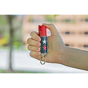 SABRE Pepper Spray With Key Ring, 25 Bursts, 10-Foot (3-Meters) Range, UV Marking Dye, Twist Lock Safety