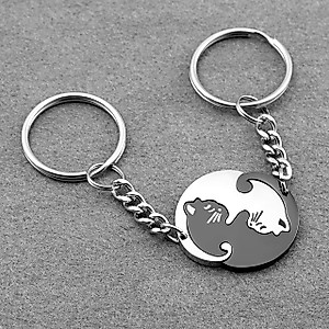 Jovivi 2pcs Stainless Steel Couples Keychains Black White Cat Puzzle Piece Matching Couple Keychain Set Yin Yang Matching Puzzle Keychain His & Her Lover Gift