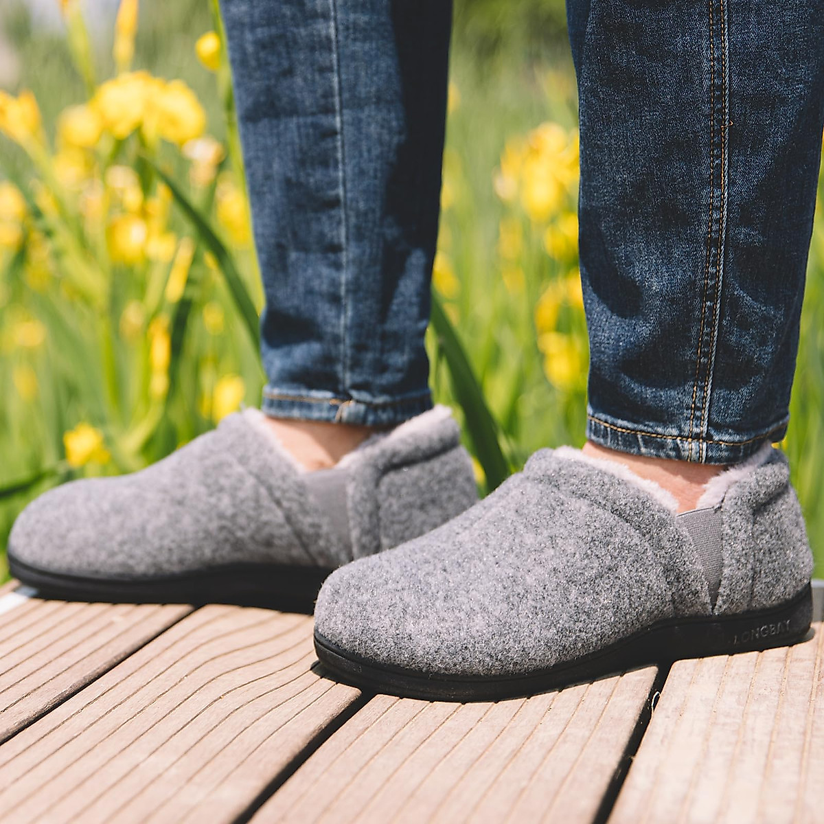 LongBay Men's Slippers Felt Warm Bedroom House Shoes Slip-On Memory Foam Slippers for Indoor Outdoor (Light Gray, 11-12)