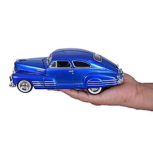 Motormax 124 1948 Chevy Aerosedan Fleetline Vehicle(Colors May Vary)