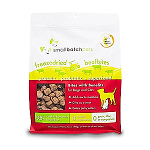 Smallbatch Pets Freeze-Dried Beef Bites for Dogs & Cats, 7 oz, Made in The USA, Organic Produce, Humanely Sourced Meat, Single Source Protein, Mixer & Topper, Healthy, with Papaya and Probiotics