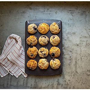 SAVEUR SELECTS 12-Cup Muffin Pan, Non-stick, Warp-resistant Carbon Steel, Dishwasher Safe, Artisan Bakeware Series