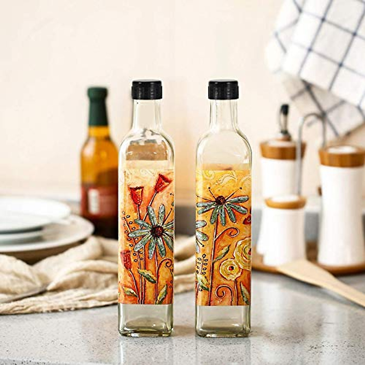 WERTIOO Hot Sauce Bottles, 18 Pack 8.5 OZ Quadra Bottles with Leak Proof Screw Caps, Glass Square Bottles With Caps Shrink Capsules for Oil, Vinegar, Syrup, Salad Dressing, Juicing