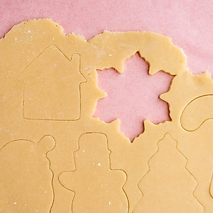 Cookie Cutter Kingdom, Easter Cookie Cutters, Spring Cookie Cutters Shape, Mold for Cakes Biscuits and Sandwiches (Easter) (Xmas 8 Pakc)