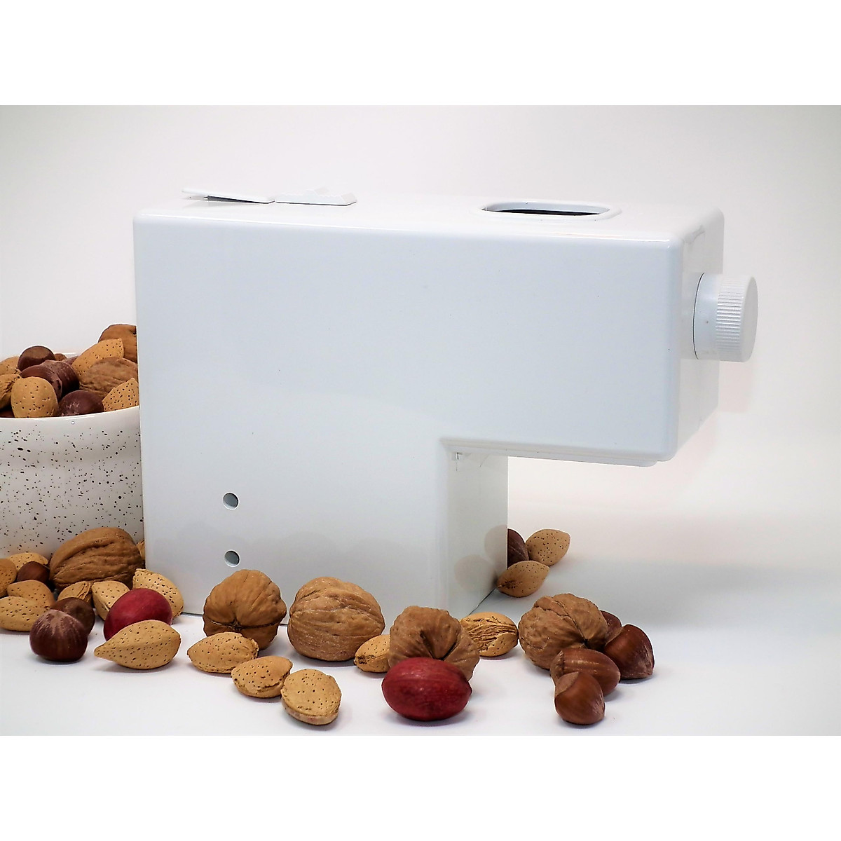 Pelamatic - Electric Nut Cracker Machine | Dual-Mode for Almonds, Walnuts & Hazelnuts | Compact & Durable Pecan Sheller | Adjustable for Different Nut Sizes, White, 6.69 x 11.02 x 3.54 in